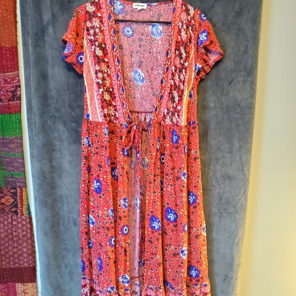 Hidden Alley | Tops | Hidden Alley Long Floral Kimono | Poshmark